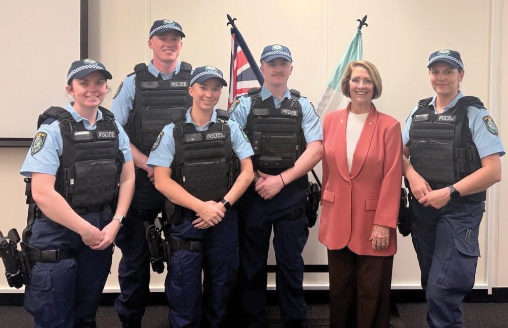5 new police officers hit the ground in Penrith - Nepean News
